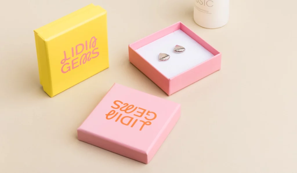 What Is Custom Jewelry Packaging? | PackFancy